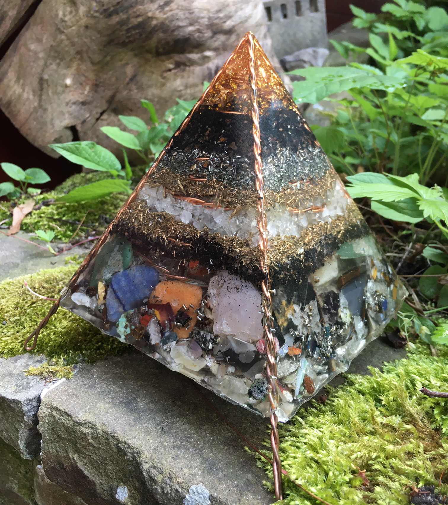 Orgonit Pyramide groß | Leo Rubens